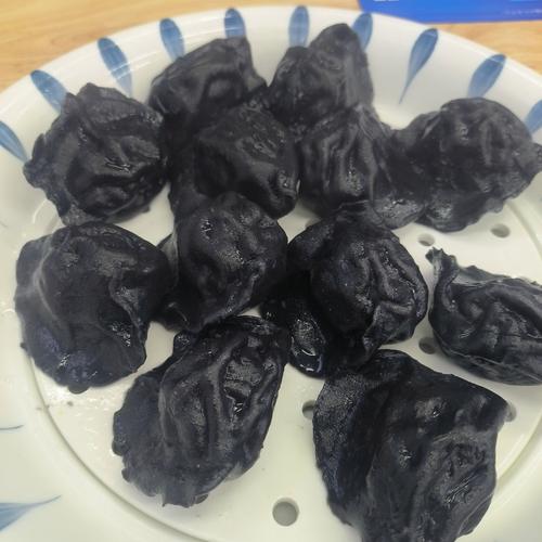 墨鱼的黑色皮能吃吗图标