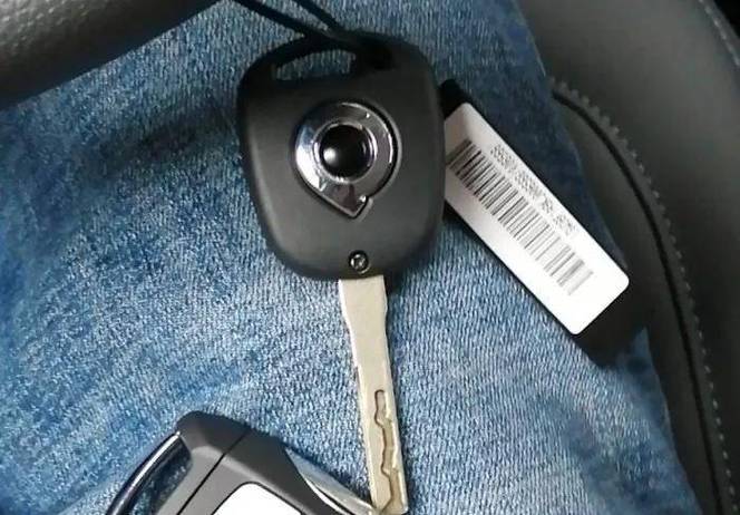 车库钥匙丢了怎么配图标