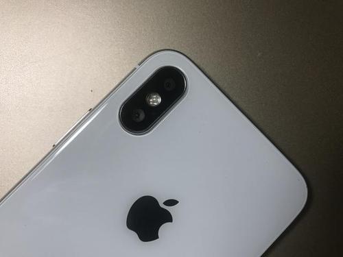 苹果X下面那个摄像头图标