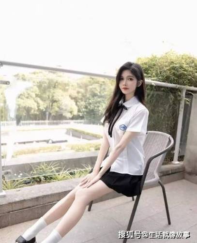姐姐和小姐姐的区别是什么图标