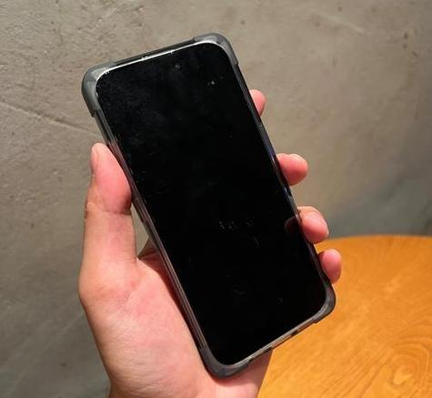 苹果app字体颜色怎么变成黑色图标