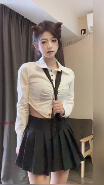 女王妹妹给榜一大哥视频在线播放