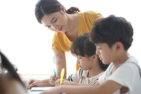 三年级小学生专用笔图标