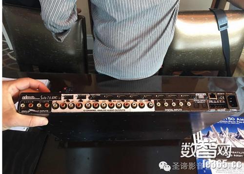 极闪影院图标