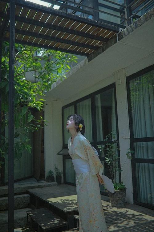 少女觉醒～盛夏的奇妙体验下载截图