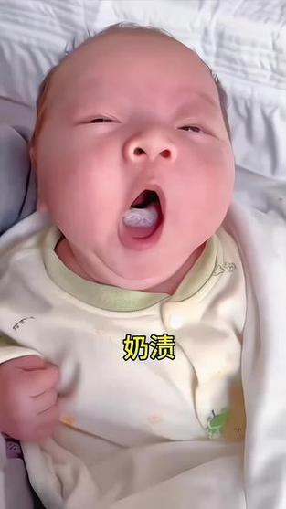 满月剃头孩子吃奶