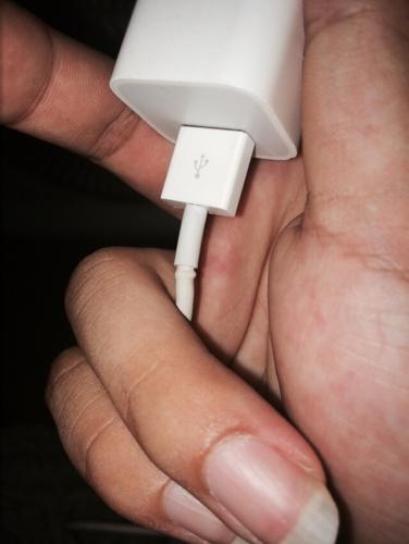 充电器的头特别烫手图标