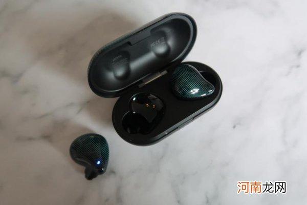 蓝牙耳机不用的时候放充电仓吗图标