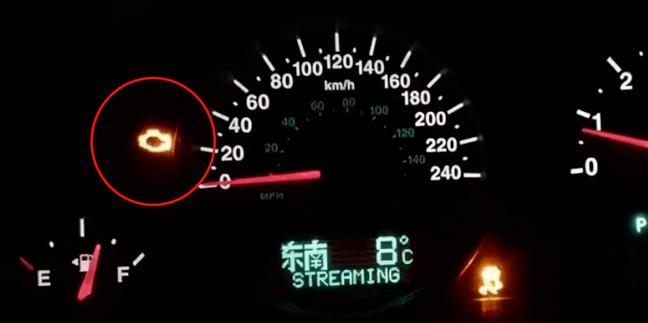 空滤堵塞报警灯亮起怎么解决图标
