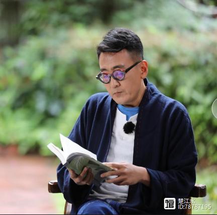 《沙滩上的男孩2》导演截图