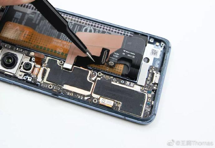 小米10青春版尾插板拆解视频截图