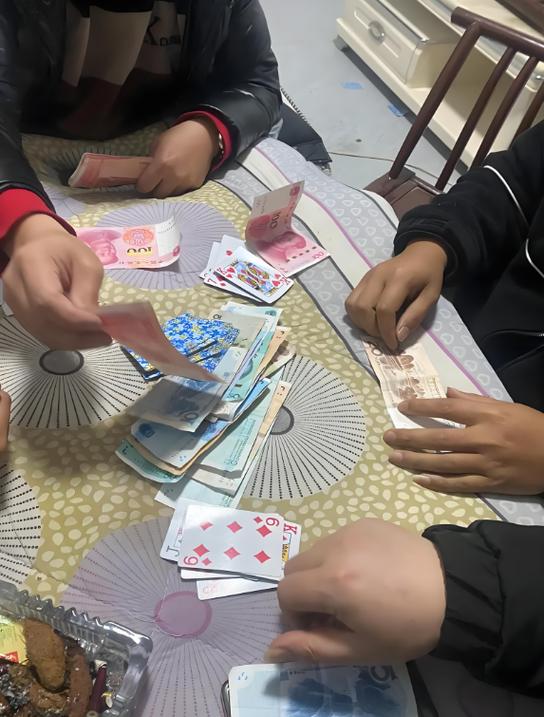 真人赢三张牌炸金花下载图标