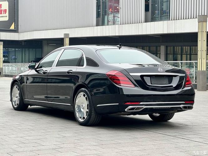 s450和迈巴赫s450图标