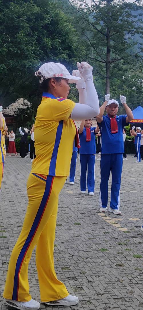 佳木斯第十五套广场舞图标