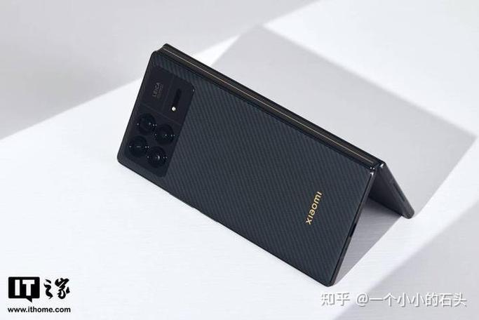 红米和小米70寸两款区别图标