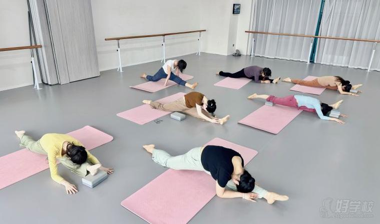 成人业余舞蹈培训班图标