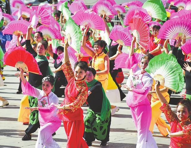 最炫民族风广场舞图标
