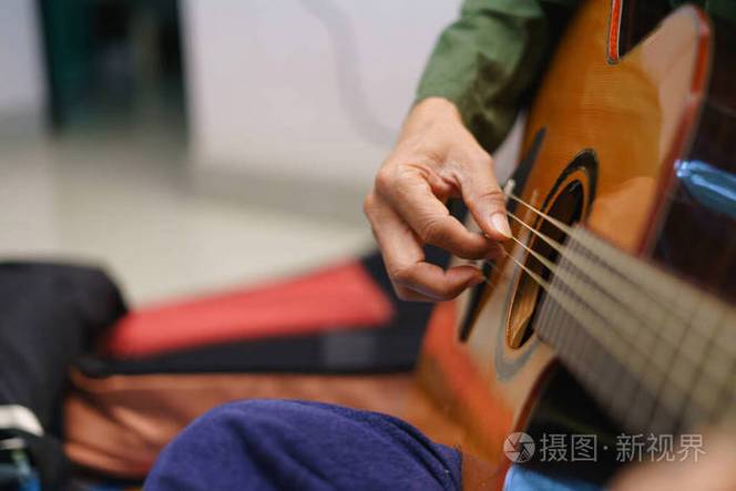 指尖吉他去广告图标