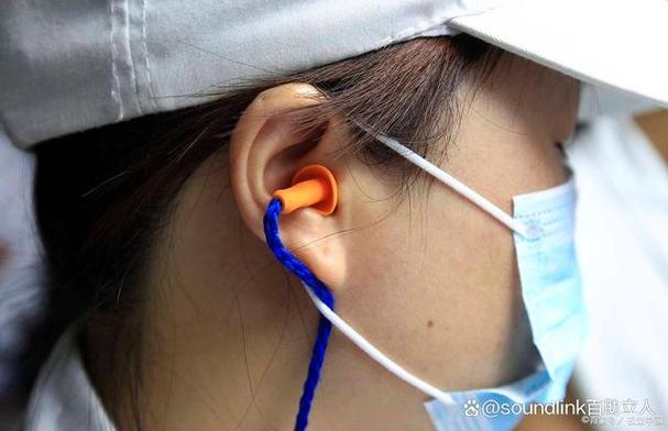 戴上耳机有杂音截图