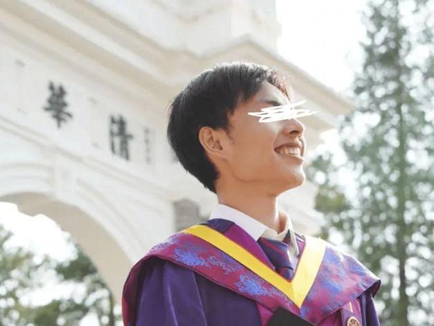 清华大学学生视频截图