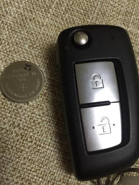 日产逍客钥匙电池怎么换游戏截图