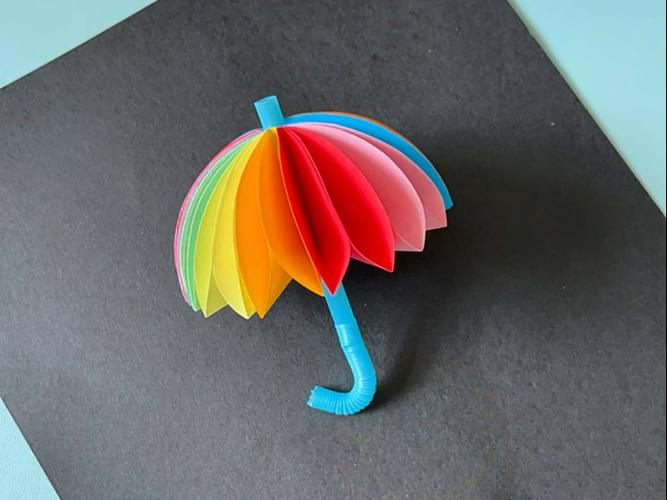 用彩纸做的手工作品截图