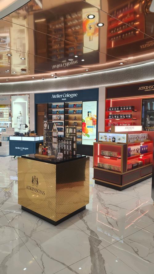 兰蔻免税店版本和专柜一样吗图标
