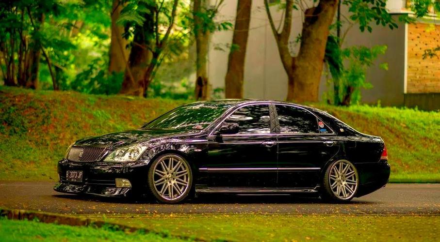 改装皇冠
