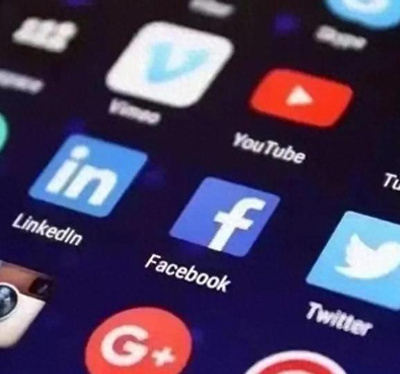 facebook年龄限制图标
