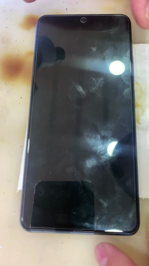 红米k40出现黑屏图标