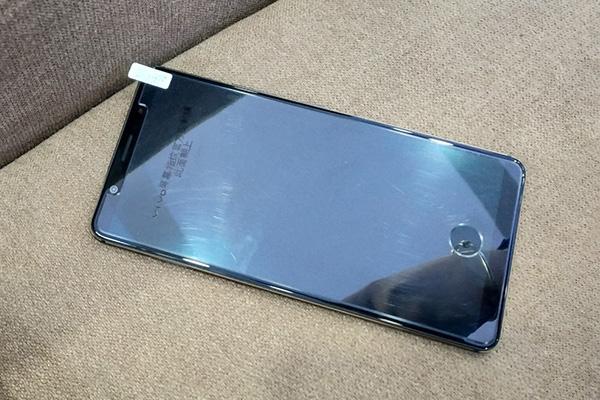 vivo贴膜别撕图标