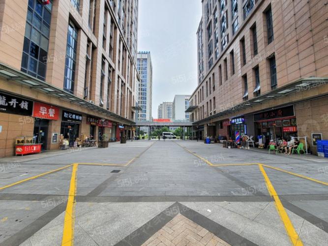 星湖都市生活广场苏州截图