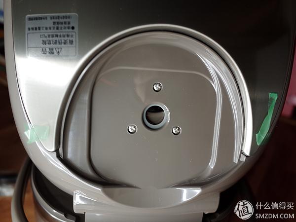 电饭煲内胆拆卸