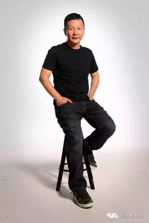 王宏一个人简历图标
