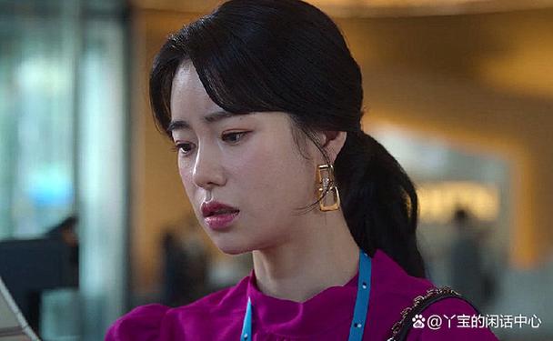 黑暗荣耀的女二