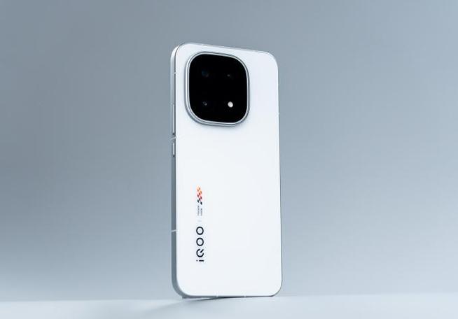 iqoo出到几代了图标