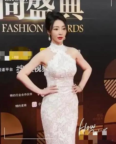 白色蕾丝裙很透怎么办图标