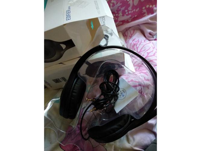 耳机漫步者k800和k550图标
