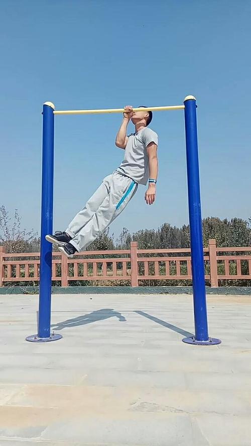 单手引体的人力气多大截图