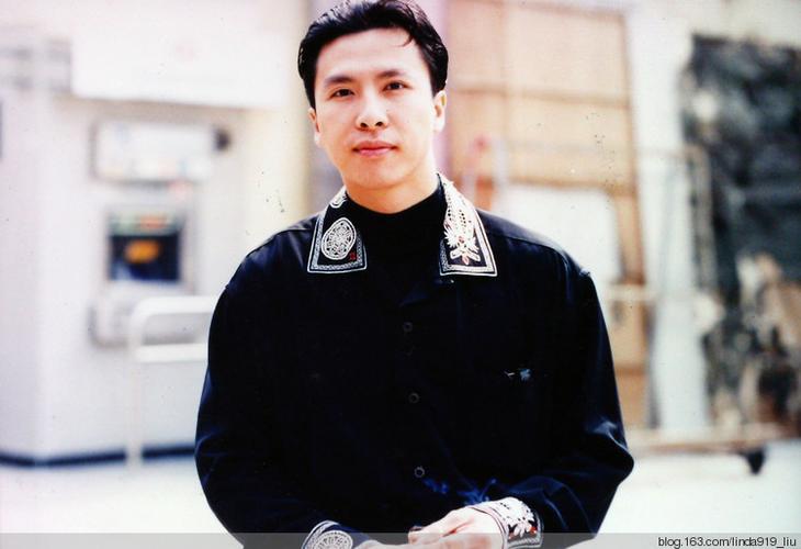 黑色城市电影甄子丹图标