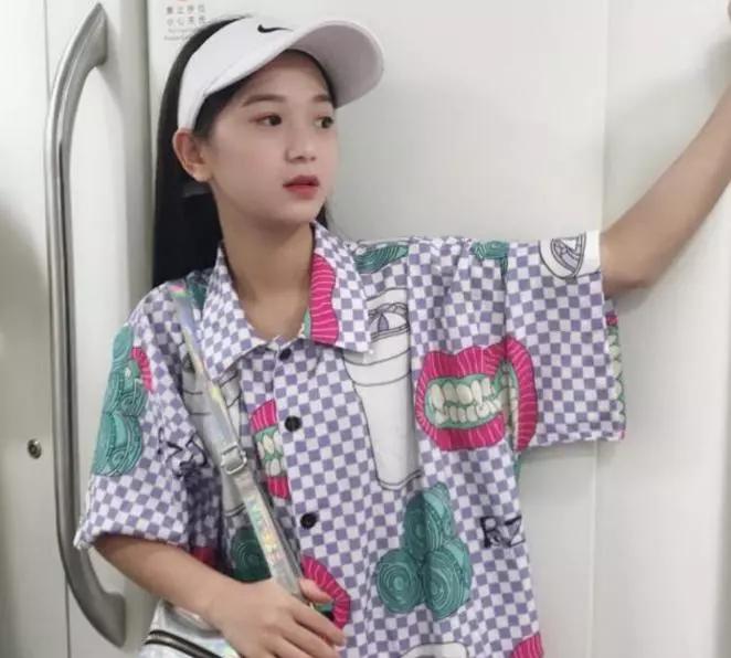 抖音小小如是做什么的截图