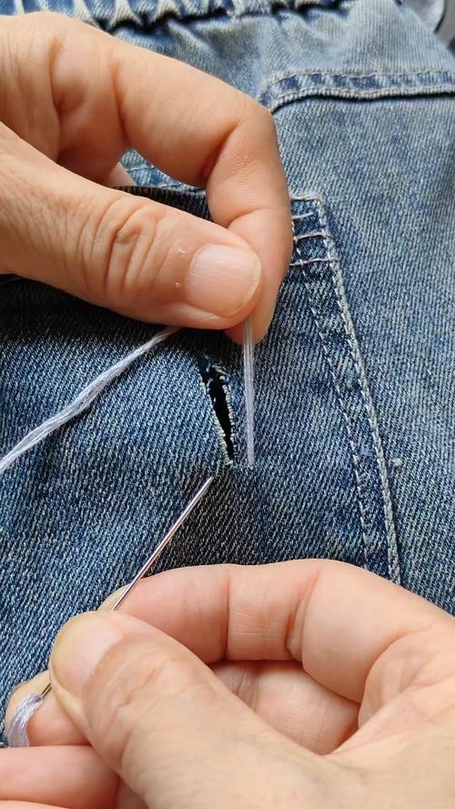 衣服撕裂了怎么缝看不出来截图