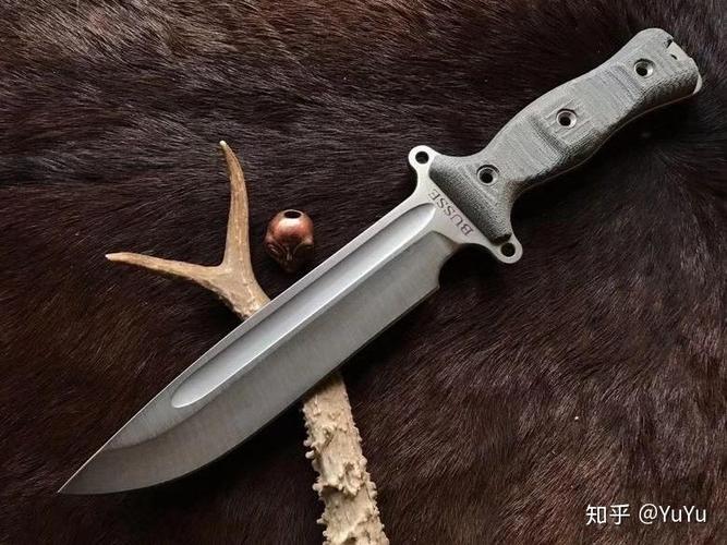 好玩且内存小的moba游戏图标
