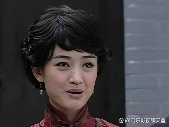 潜伏开局娶晚秋