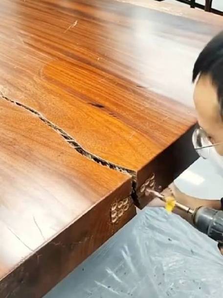 补木头裂缝最好的方法图标