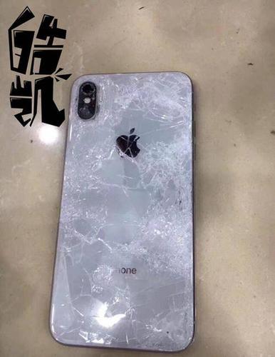 苹果x碎屏照片真实