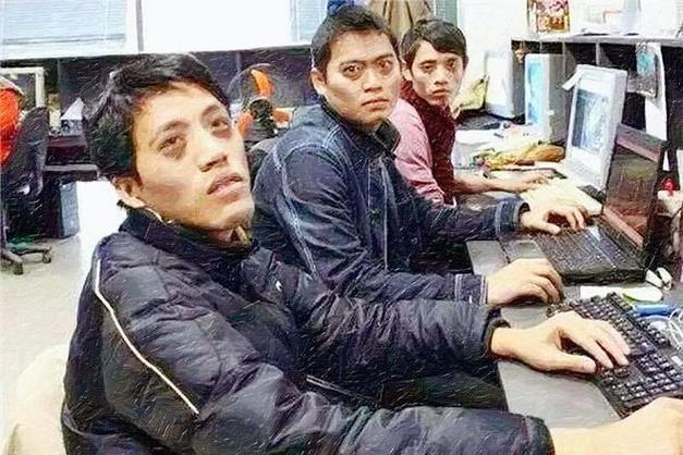一个成年男子沉迷网吧怎么办截图