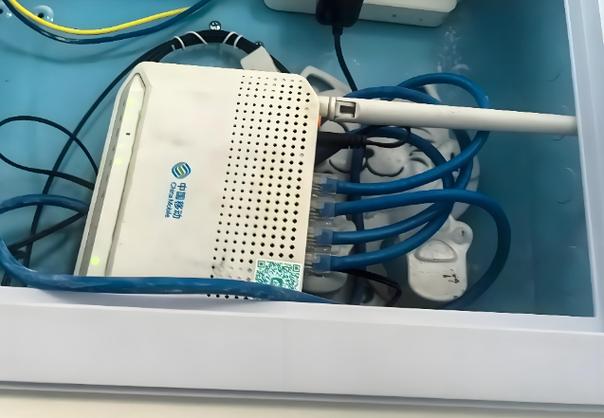 突然不能上网 光猫正常图标
