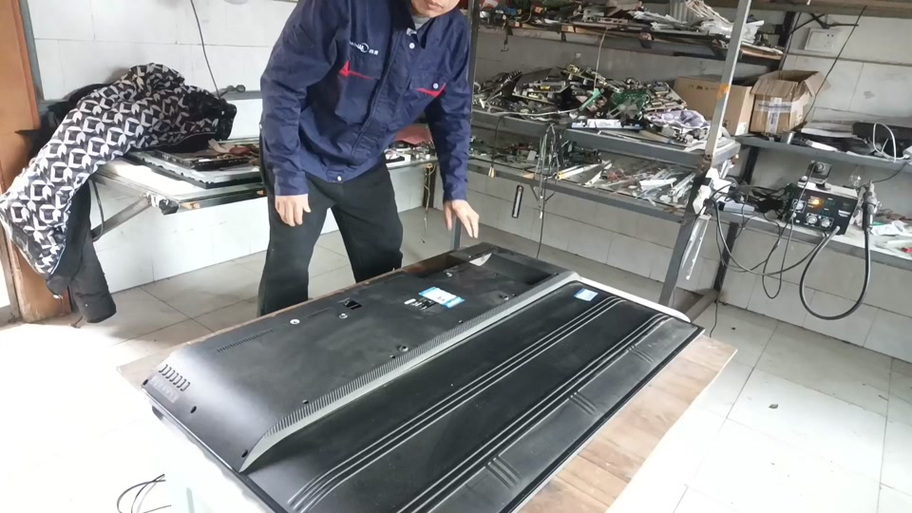 长虹液晶电视拆机图解截图