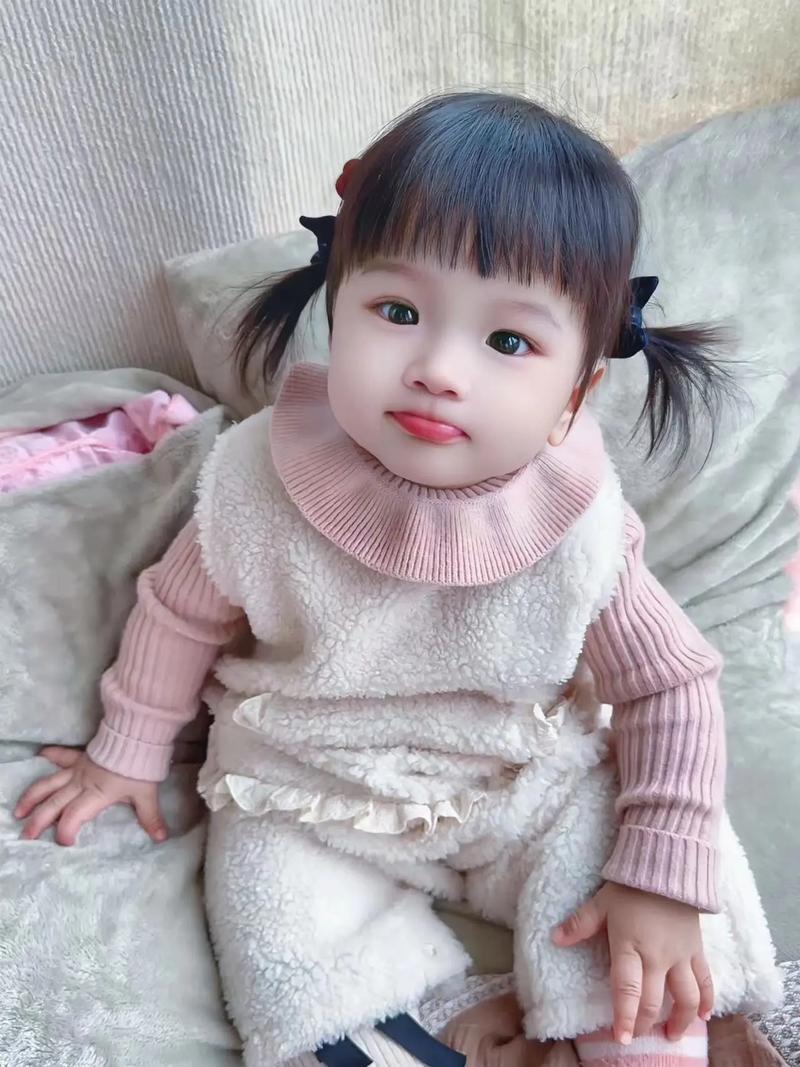 杰杰变成美女生宝宝图标